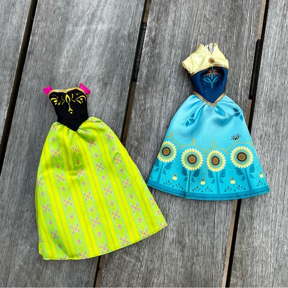 Barbie | Toys | Disney Frozen Barbie Dress Anna Doll Set Of Two Barbie ...